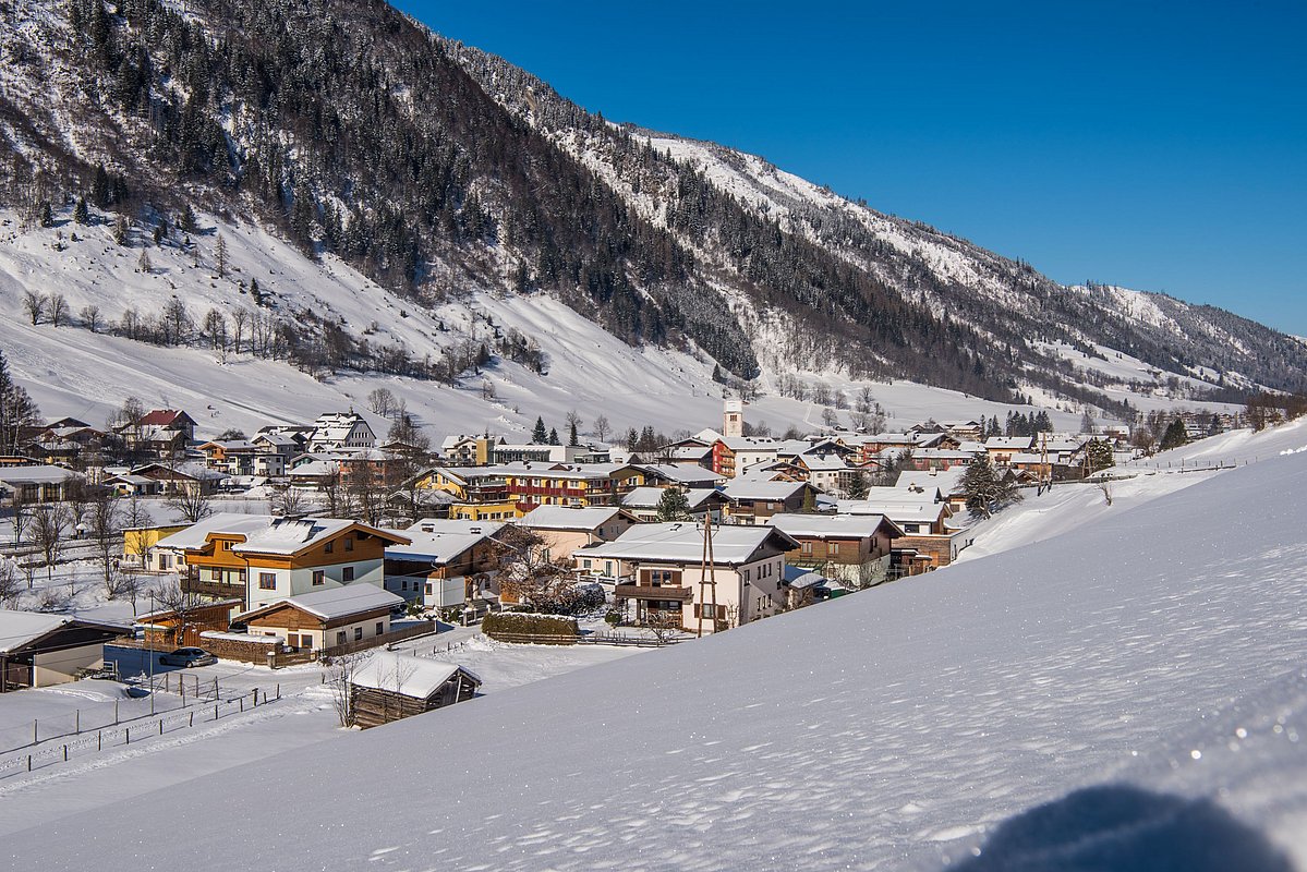 Fusch im Winter: Feriendorf Ponyhof